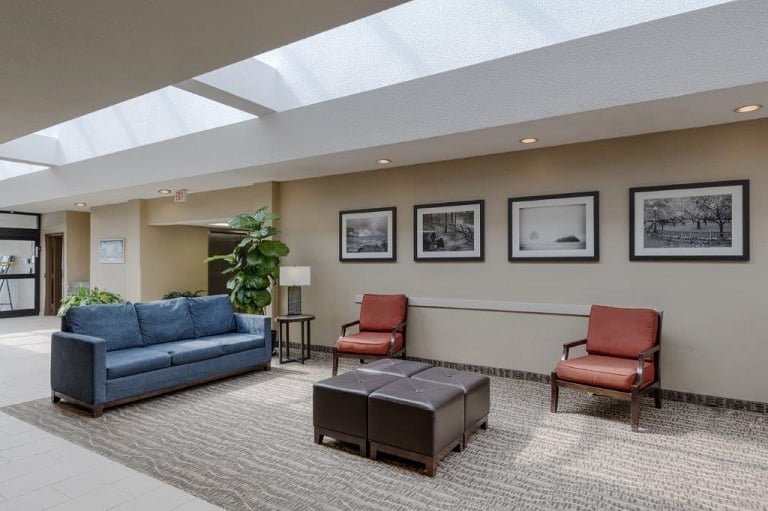 Niagara Falls NY Hotel | Comfort Inn The Pointe Niagara