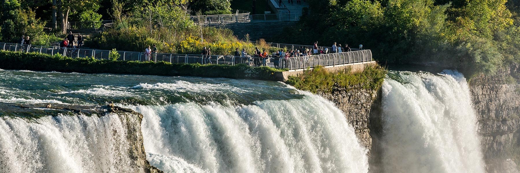 Hotels Near Niagara Falls NY| Comfort Inn The Pointe